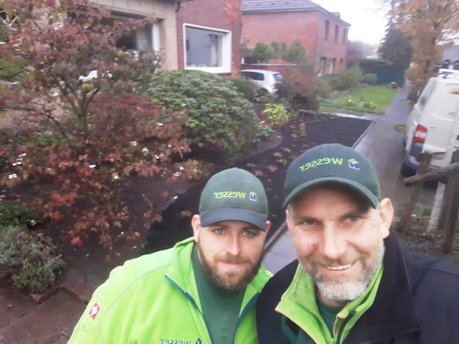 Vorgartenumgestaltung mit David & Max › Wesser